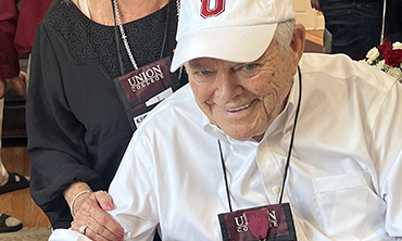 Alumnus and television pioneer receives special honors | Union College